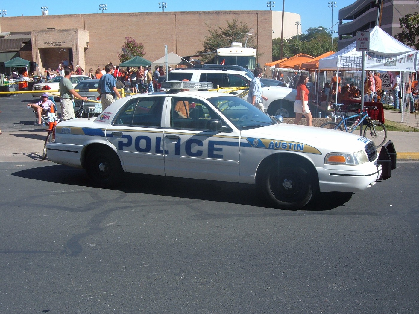 copcar dot com - The home of the American Police Car - Photo Archives