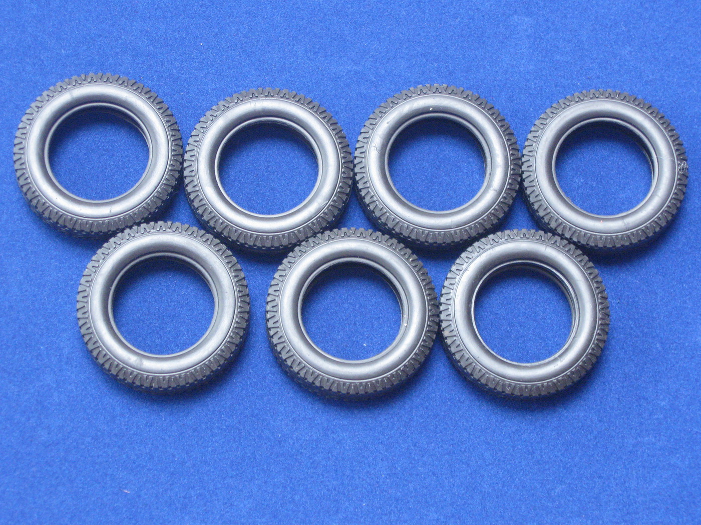 2402 Bedford 'OSBT' Tipper Emhar 1-24 album | Dutch Model Truck Club ...