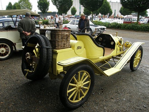 Photo: 1912 Ford Model T Speedster yellow e | 1912 -1936 Ford ...