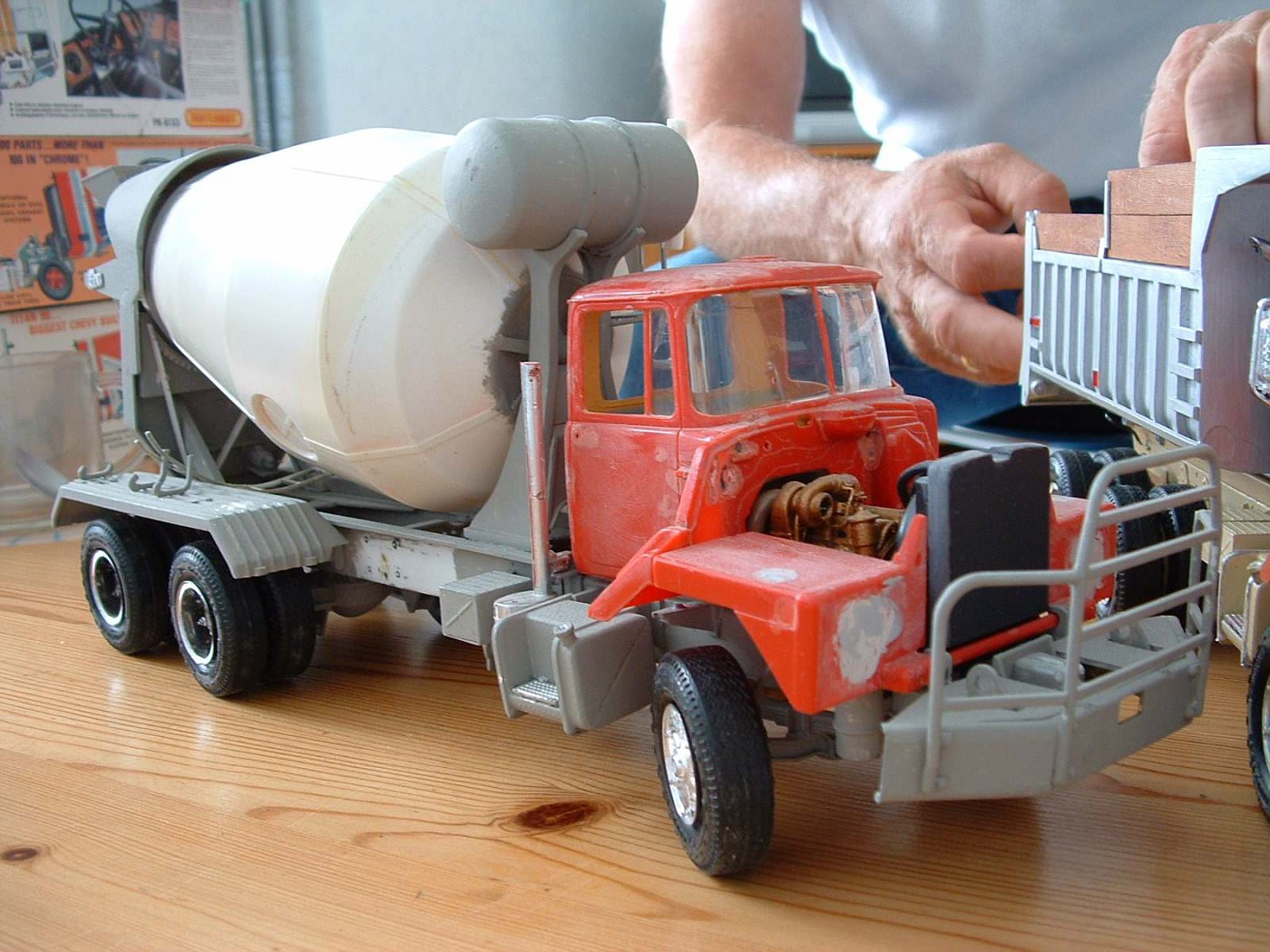 Mack DM600 steel hood album | Dutch Model Truck Club | Fotki.com, photo ...