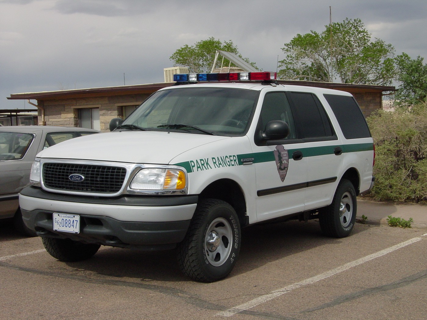 copcar dot com - The home of the American Police Car - Photo Archives