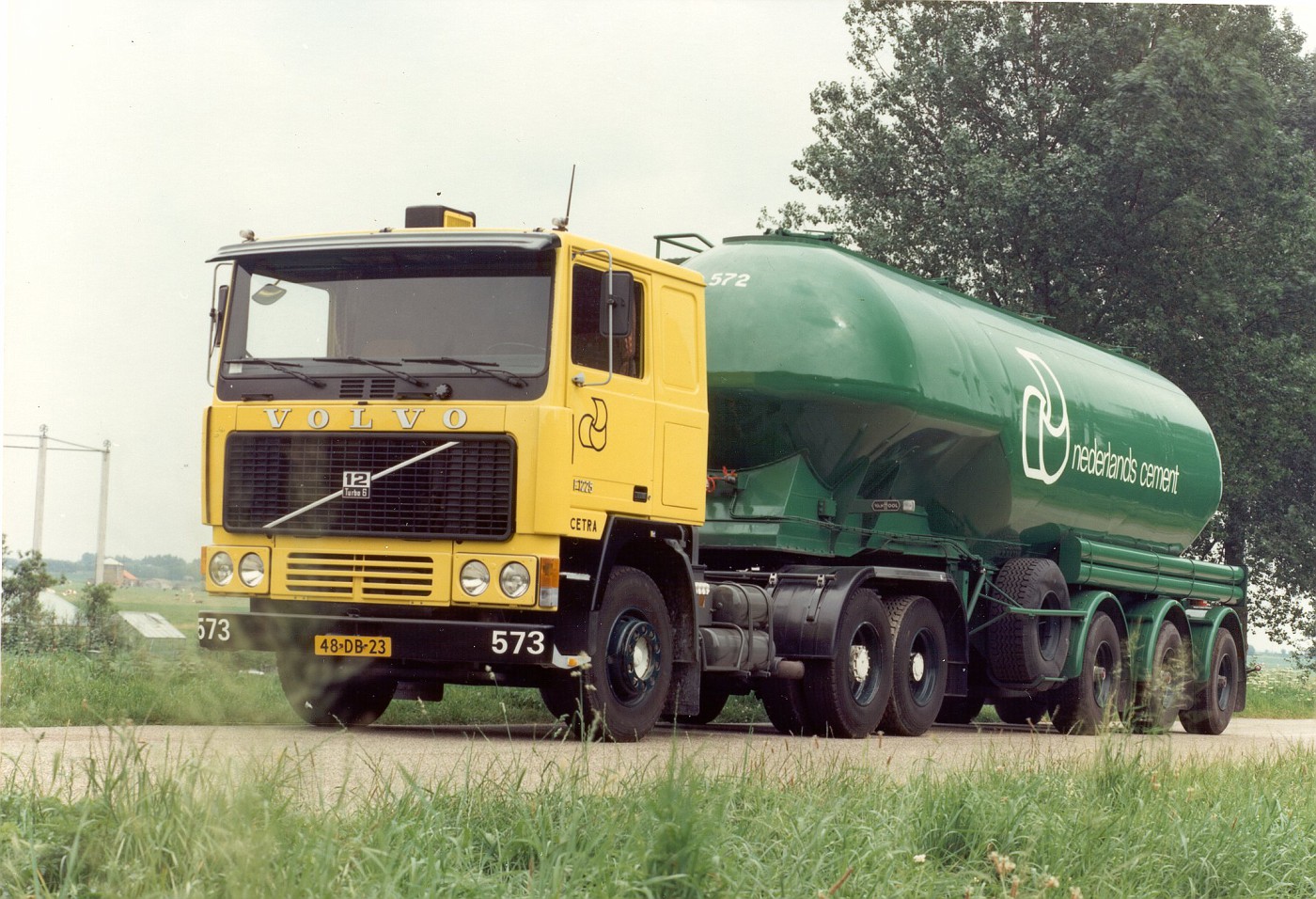 Photo: 009 - Volvo F1225 - Total weight of 50 tons | Cetra (NWM) album ...