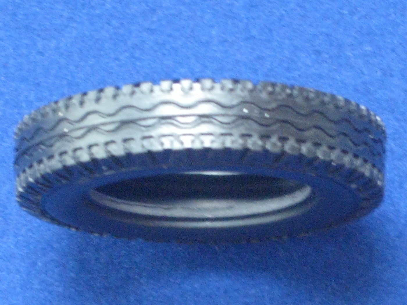 Photo: detail tyre (1) | 2402 Bedford 'OSBT' Tipper Emhar 1-24 album ...