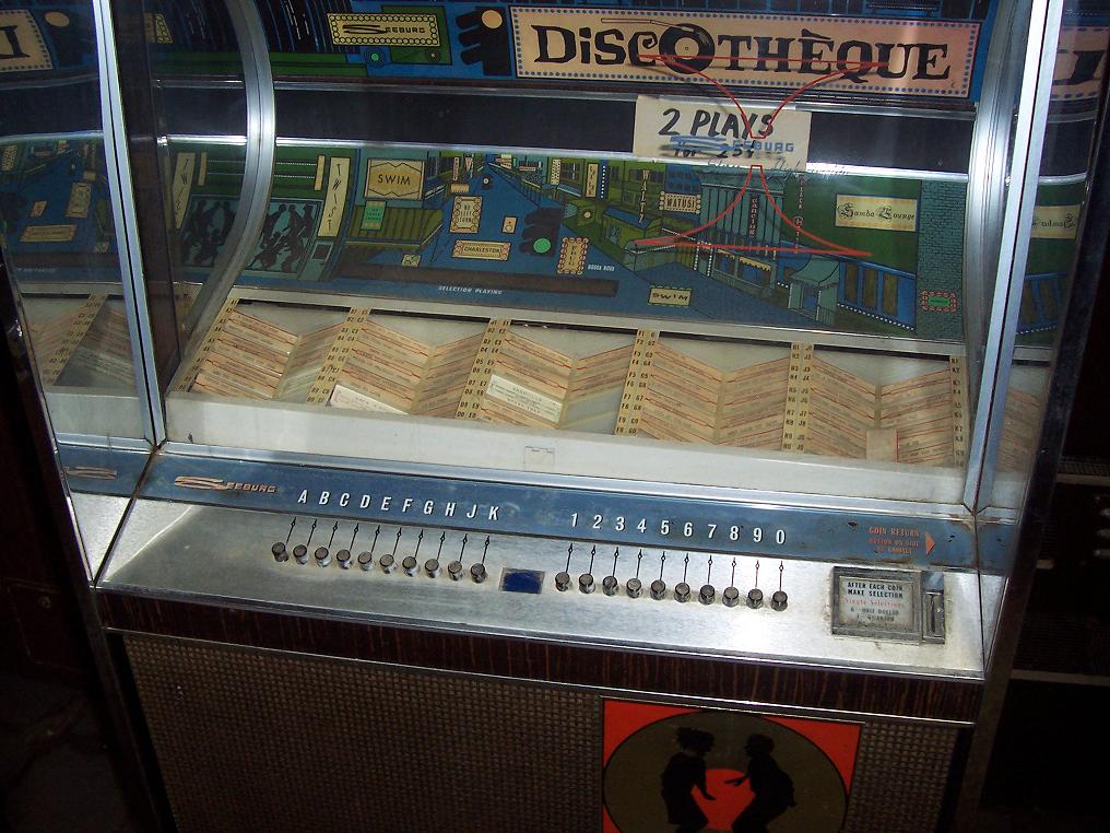 Photo: SU100-100504f | 1965 Seeburg U100 Discotheque Junior Mustang ...