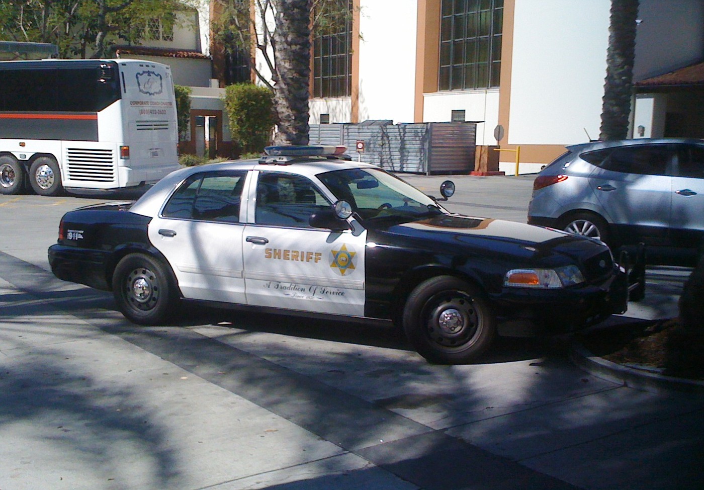 copcar dot com - The home of the American Police Car - Photo Archives