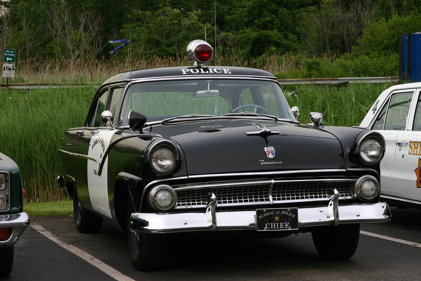 copcar dot com - The home of the American Police Car - Photo Archives