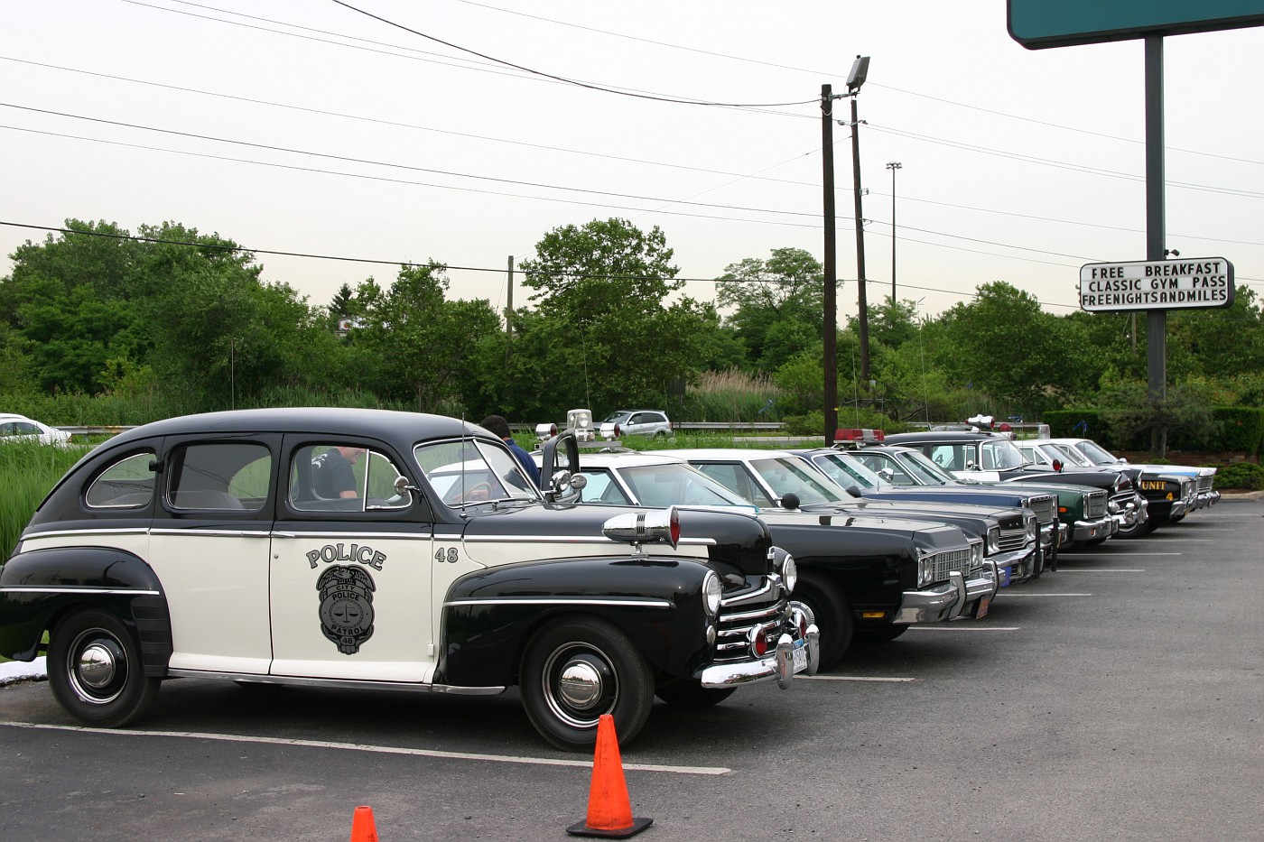 copcar dot com - The home of the American Police Car - Photo Archives