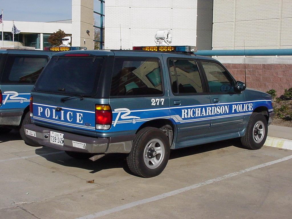 copcar dot com - The home of the American Police Car - Photo Archives