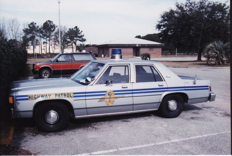 copcar dot com - The home of the American Police Car - Photo Archives