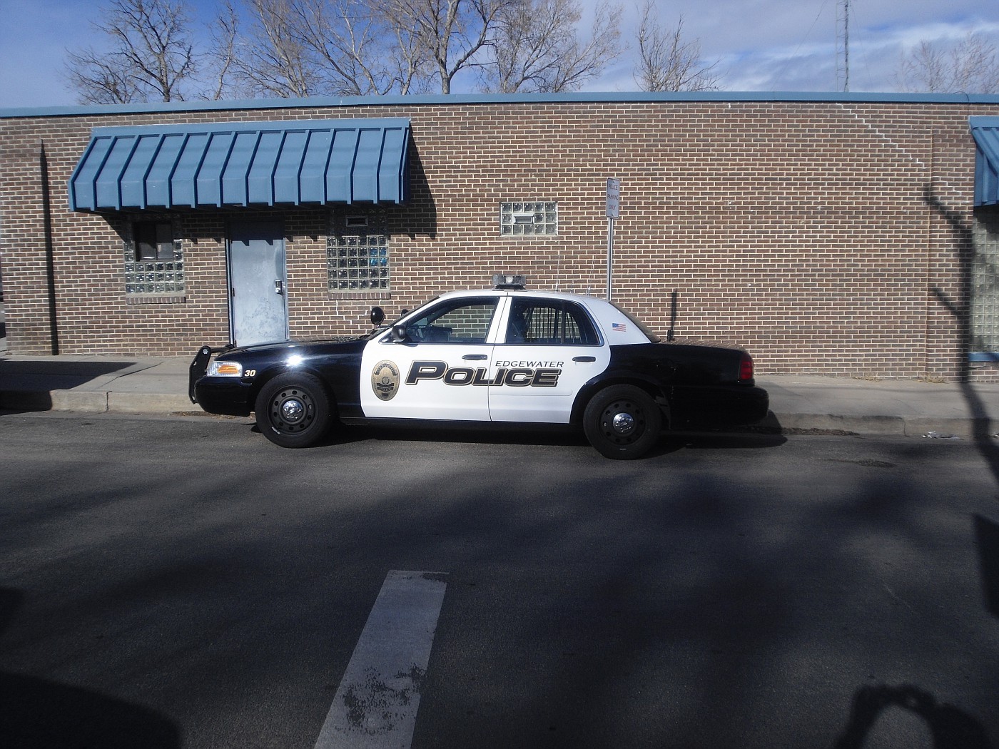 copcar dot com - The home of the American Police Car - Photo Archives