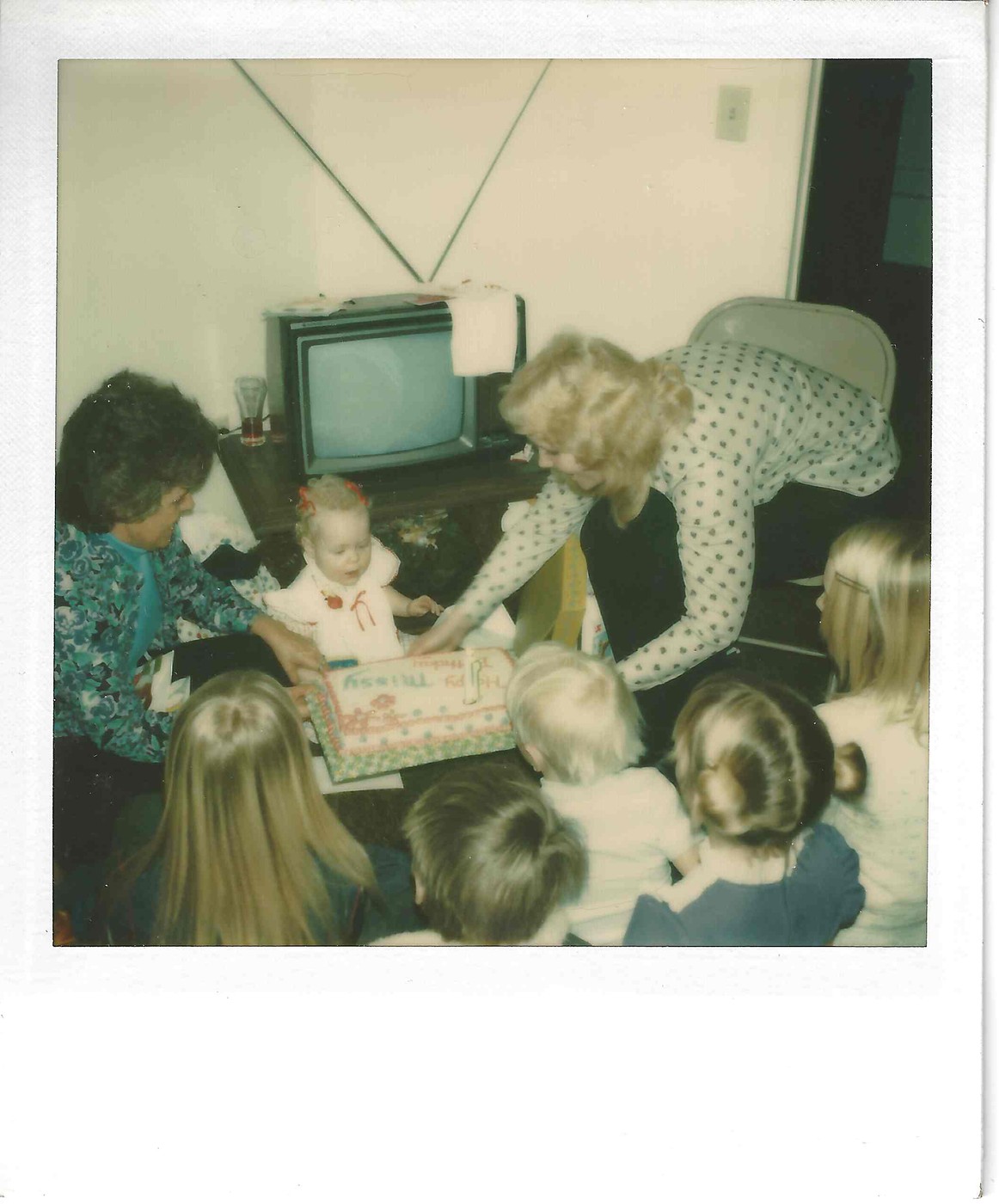 Photo: POL - 1975 01 - Melissa birthday party 01 | POLAROIDS from 1970 ...