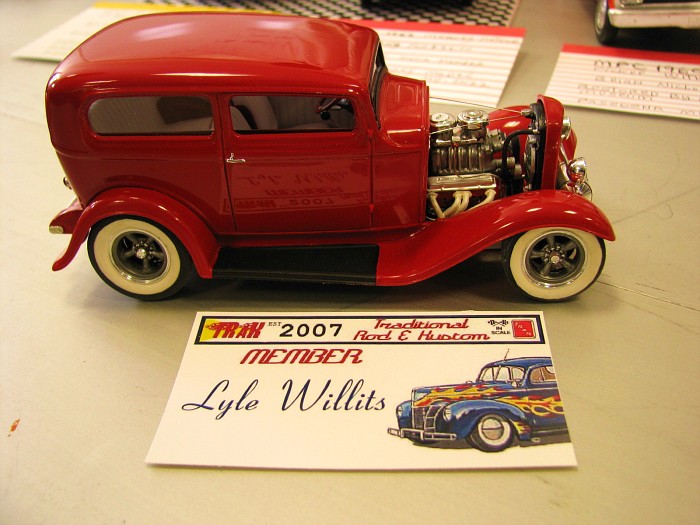 Photo: Lyle Willits photo | TRaK forum memorabilia album | DRASTIC ...