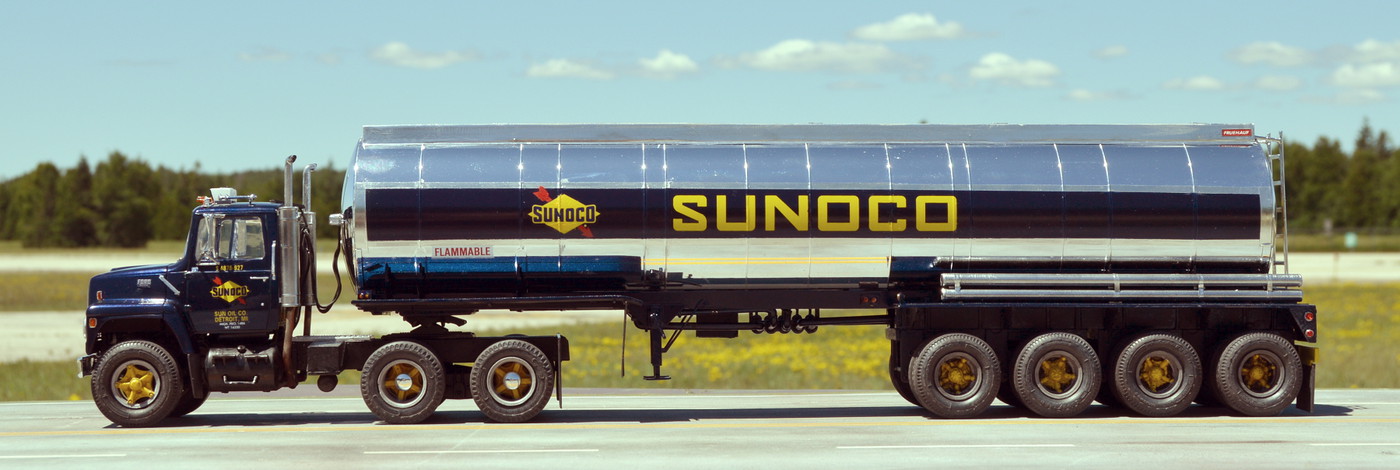 Photo: Michigan Special Tanker Ford LNT Sunoco 7 2 22 | LNT 8000 Sunoco ...