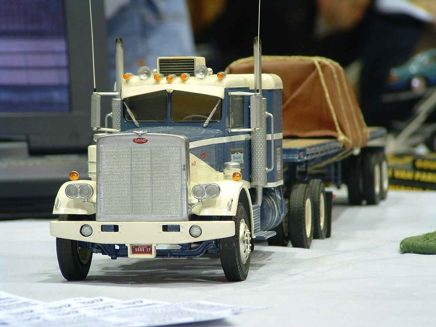 Peterbilt 359 Little Window album | Dutch Model Truck Club | Fotki.com ...