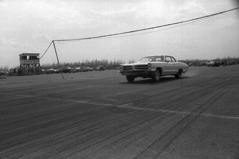 Photo: 1966 Strato Chief 396 4-speed 1967 B-STOCK | Door Slammers album ...