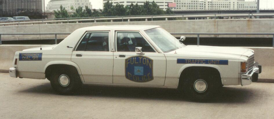 copcar dot com - The home of the American Police Car - Photo Archives
