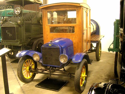 Ford Model T trucks 1908 -1927 T & TT Fuel Tanker Trucks album ...