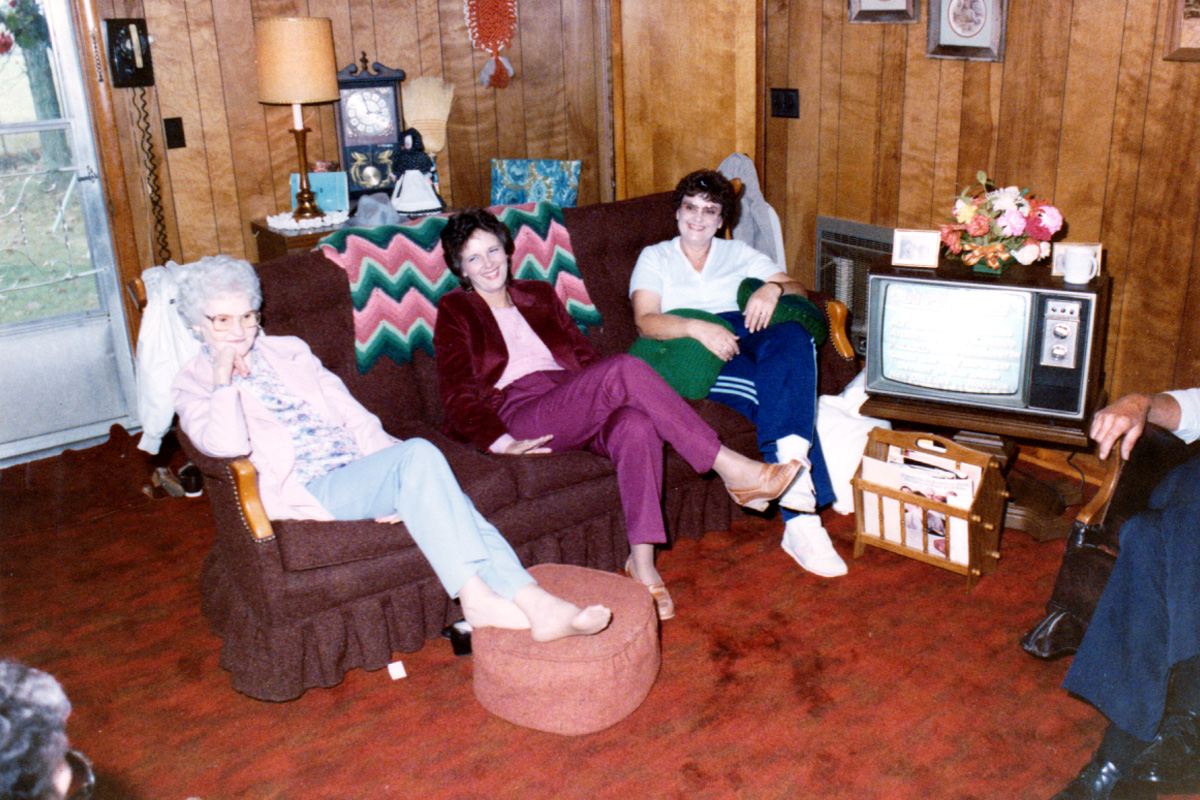 Photo: Ellen AUSTIN Osborne, Mona Gene Gillette, and Maxine ELLIS ...