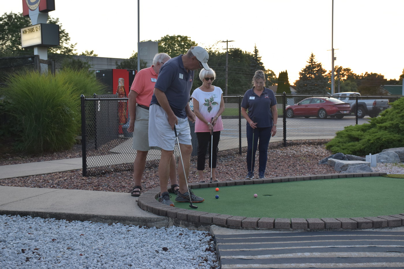 Photo: DSC 0497 | 2022 09-08 Putt-U Night album | AAVetteClub | Fotki.com, photo and video ...