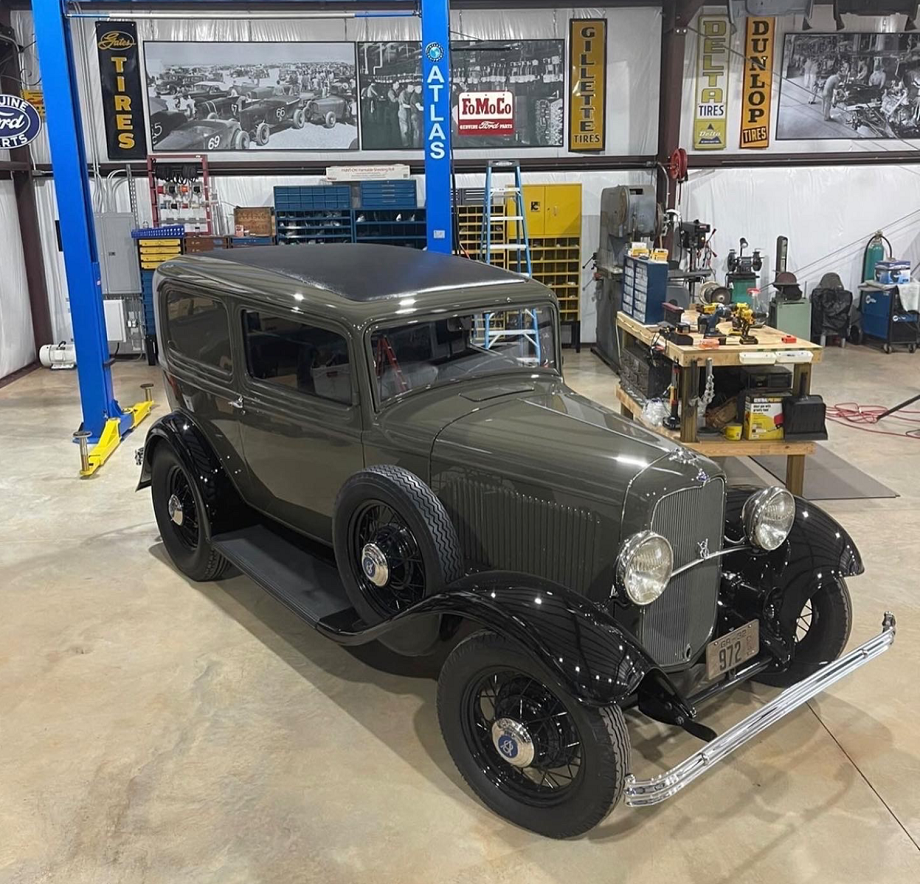 Photo: Deuce Garage | COOL 1932 FORD PHOTOS IV album | LOUD-PEDAL ...