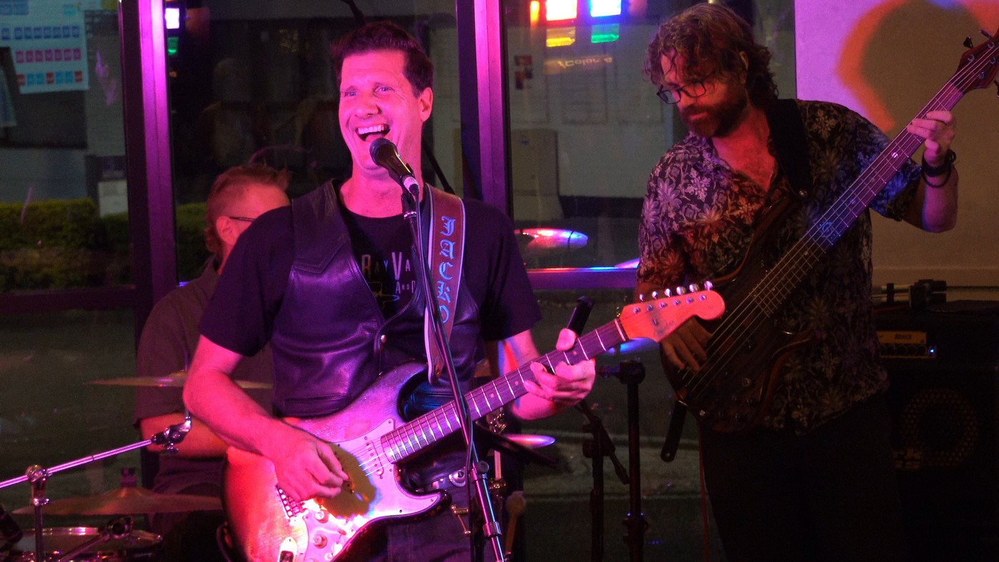 Photo: 2023 03 05 19 The Enrance - Darren Jack at the Lakes Hotel ...