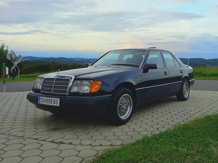 Photo: 1990 Mercedes-Benz 250 | mercedes-benz album | Zackboyd3 | Fotki ...