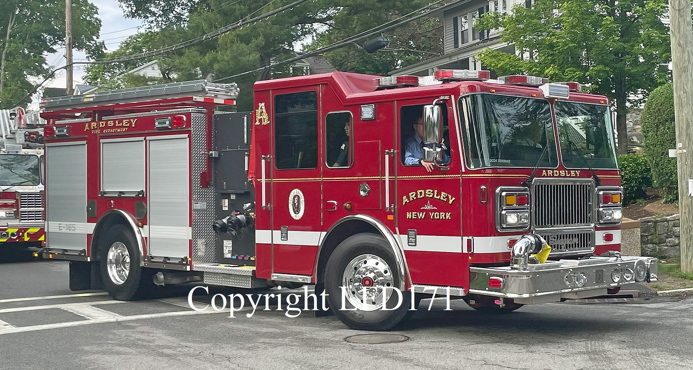 Photo: Engine 165 | Ardsley album | Westchester County Fire Apparatus ...