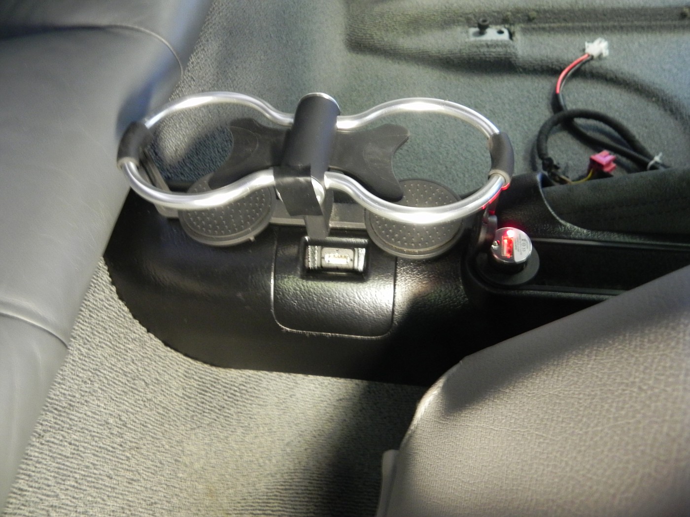 What USB Adaptor Will Fit the TT? | Audi TT Forum