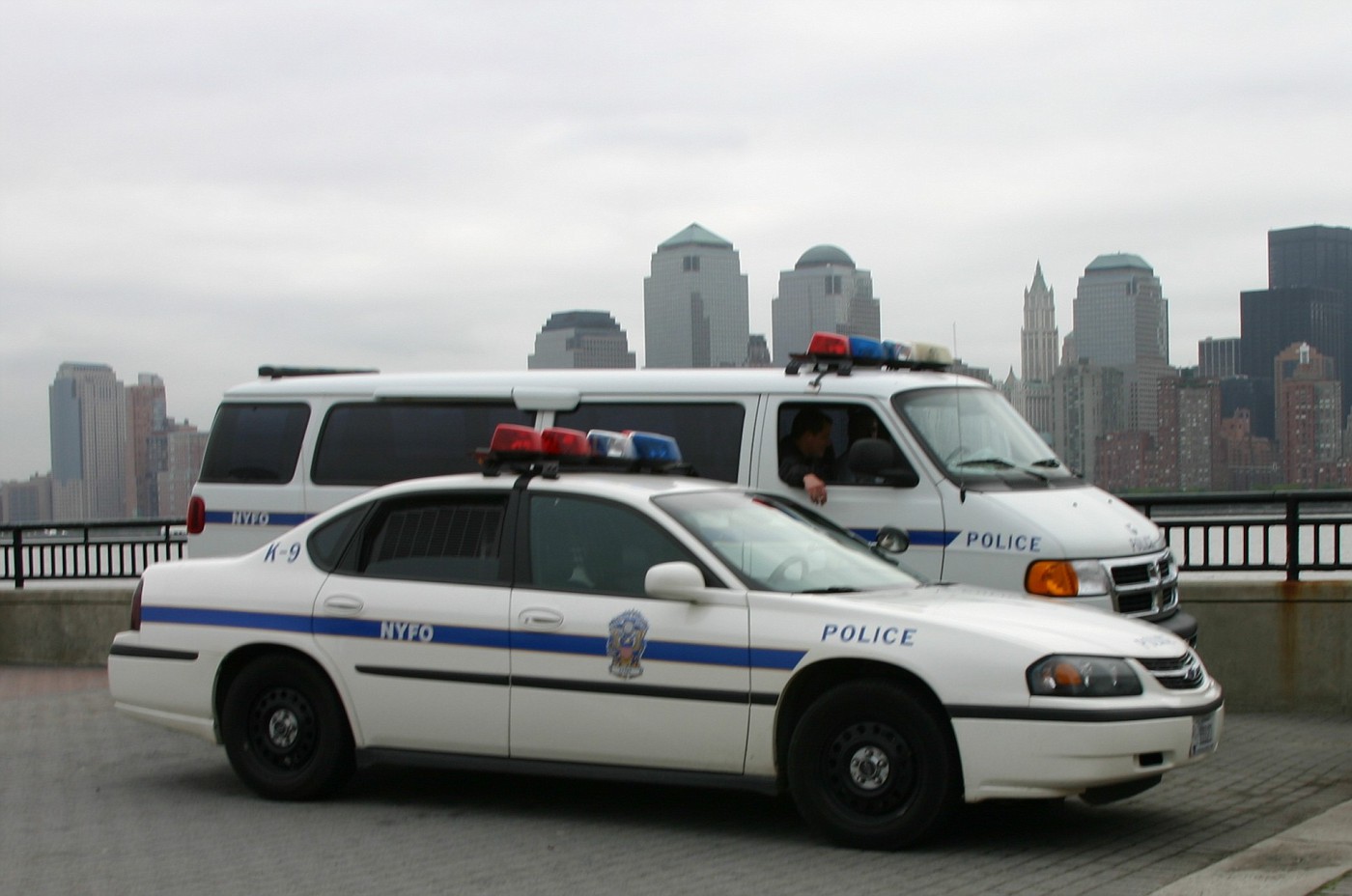 copcar dot com - The home of the American Police Car - Photo Archives
